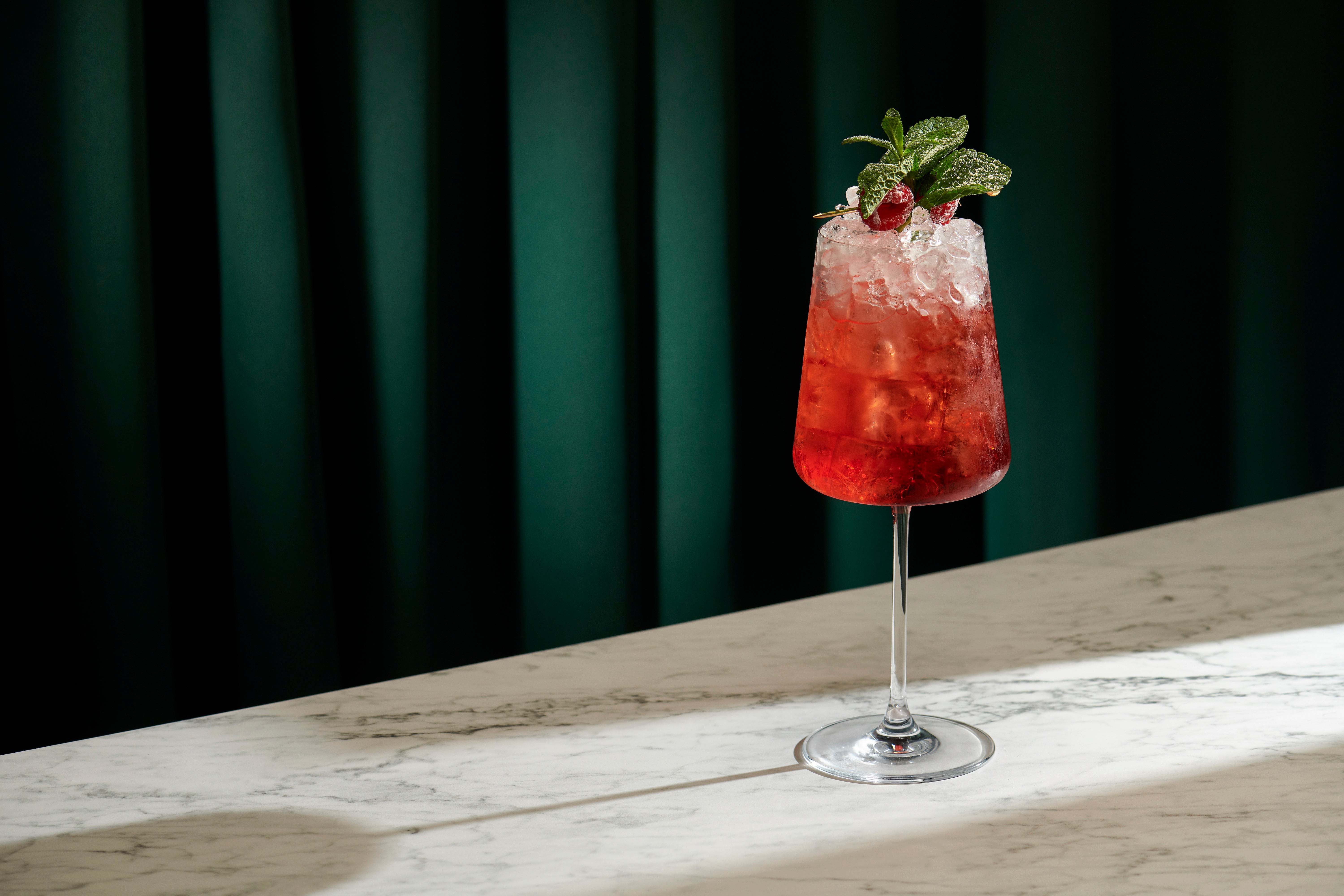 BERRY COBBLER FIZZ | Funkin Cocktails Trade Hub